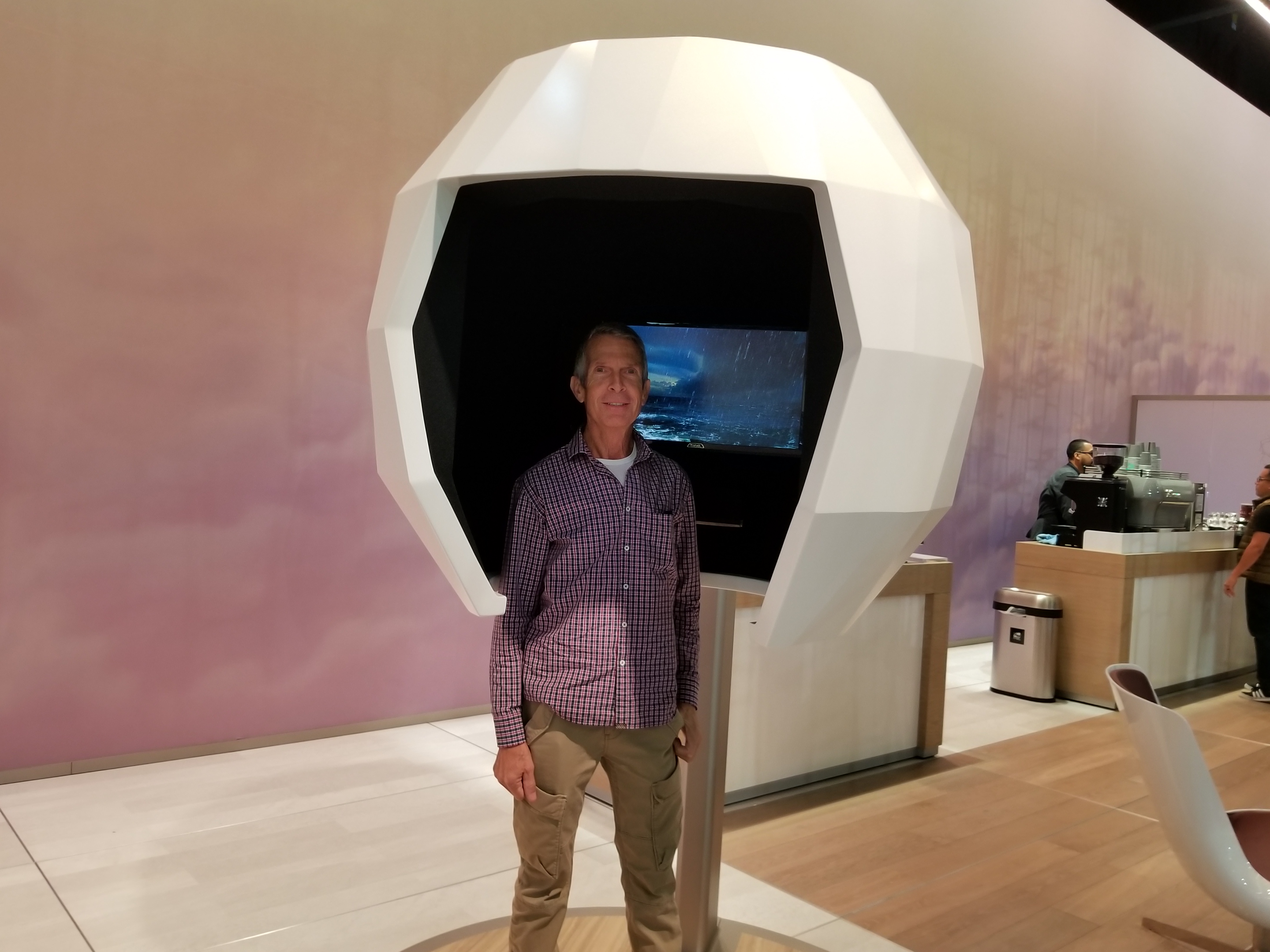 JIm Ayres in Revel Kiosk | Lincoln and Continental Owner's Club ...