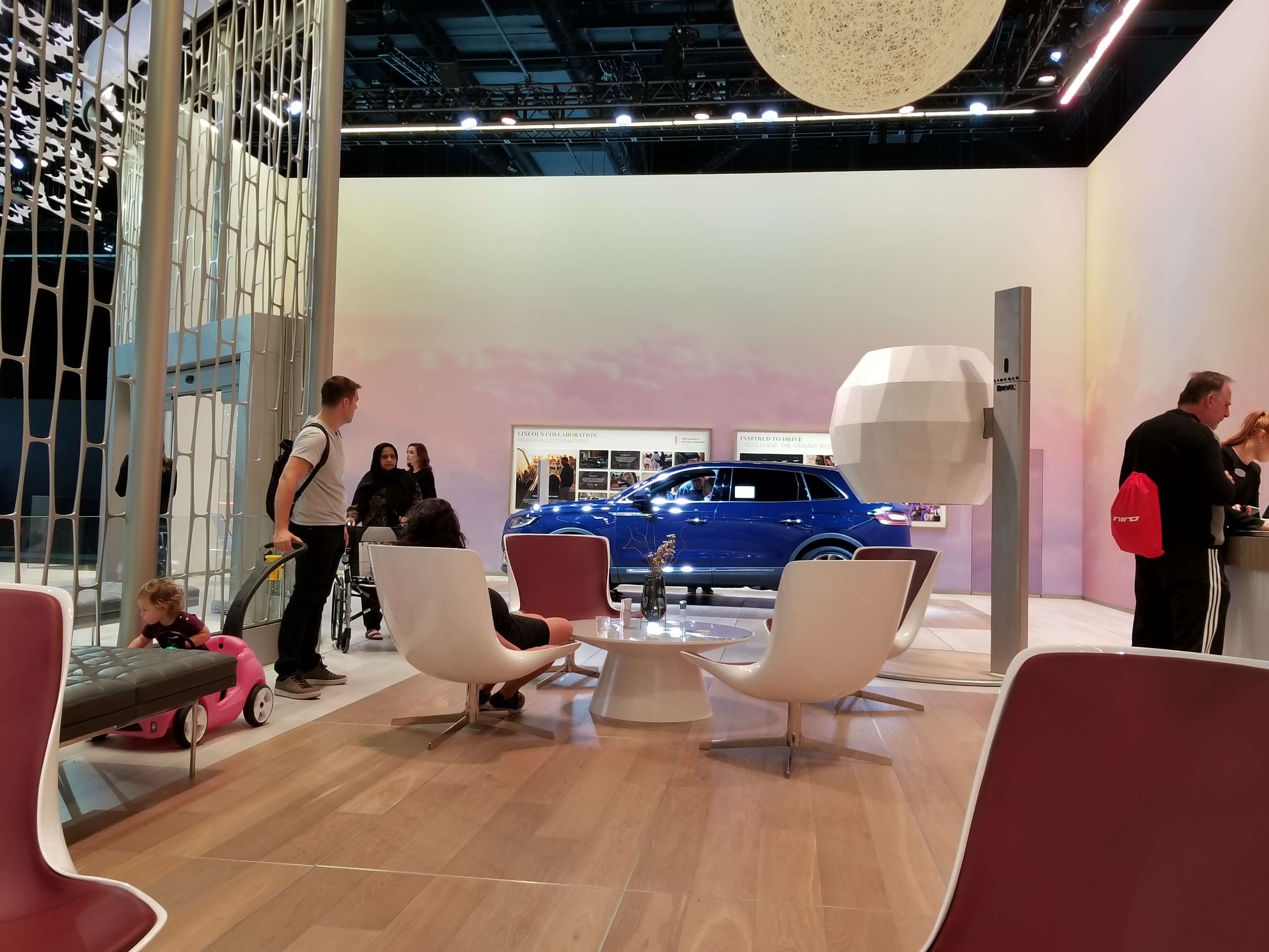 Lincoln Lounge and Nautilus | Lincoln and Continental Owner's Club ...