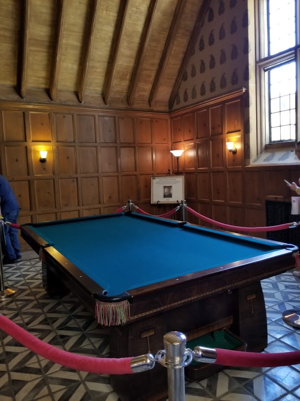 Pool Table in Rec Room | Lincoln and Continental Owner's Club - Western ...