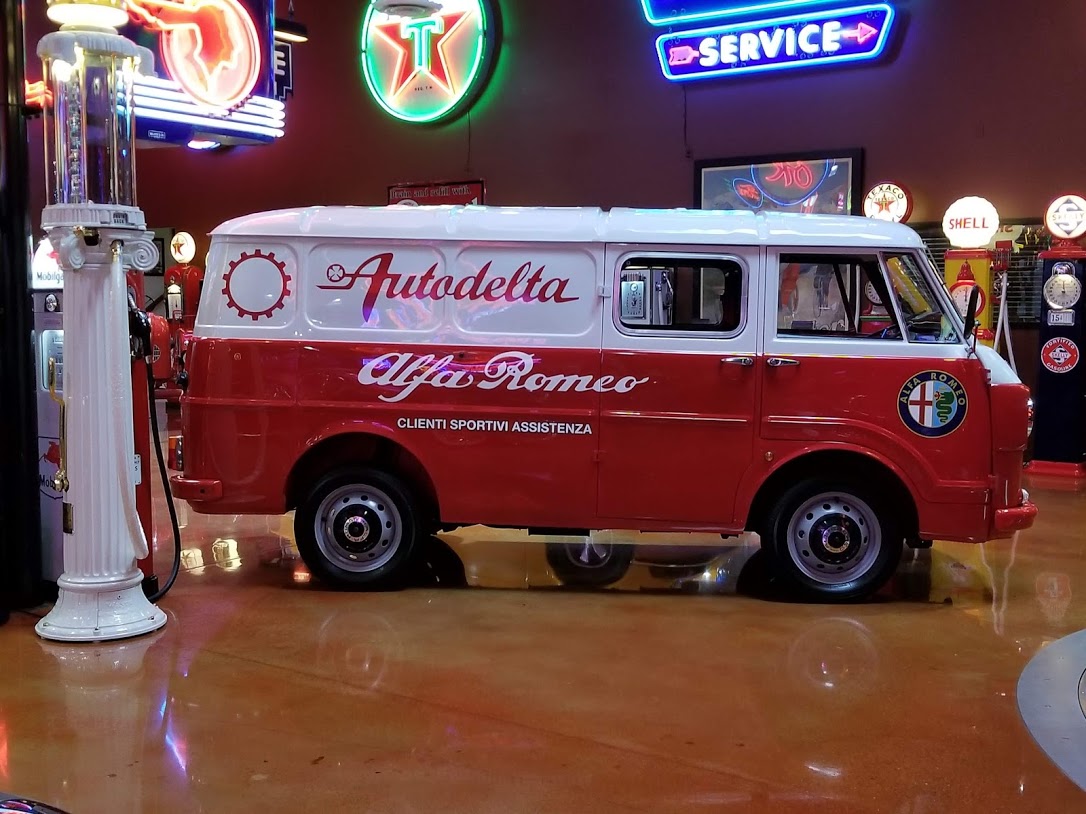 Alfa Romeo Team Support Van | Lincoln and Continental Owner's Club ...