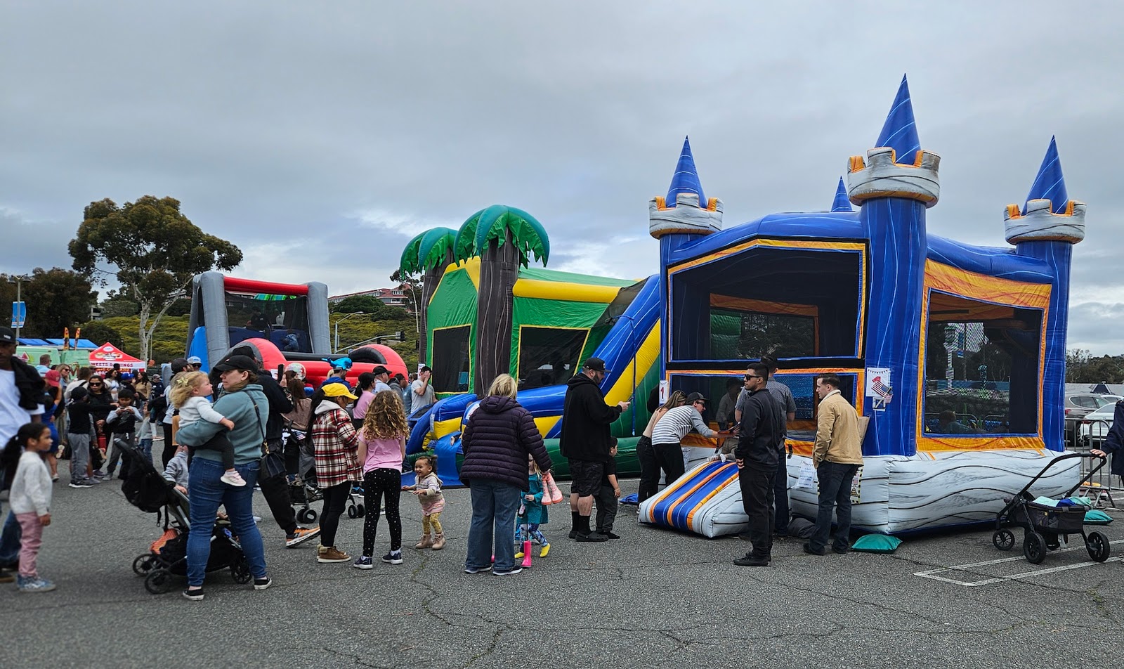 Bounce Castles | Lincoln and Continental Owner's Club - Western Region