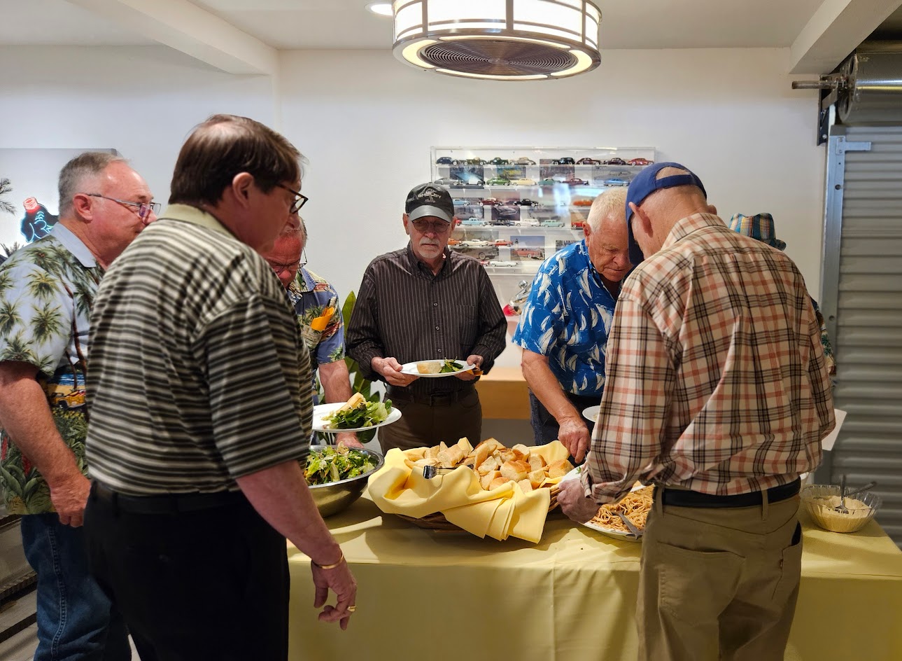 Chow line | Lincoln and Continental Owner's Club - Western Region