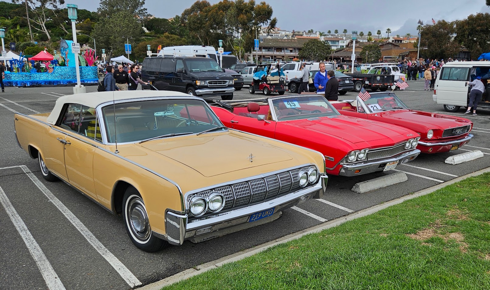 Parade cars | Lincoln and Continental Owner's Club - Western Region