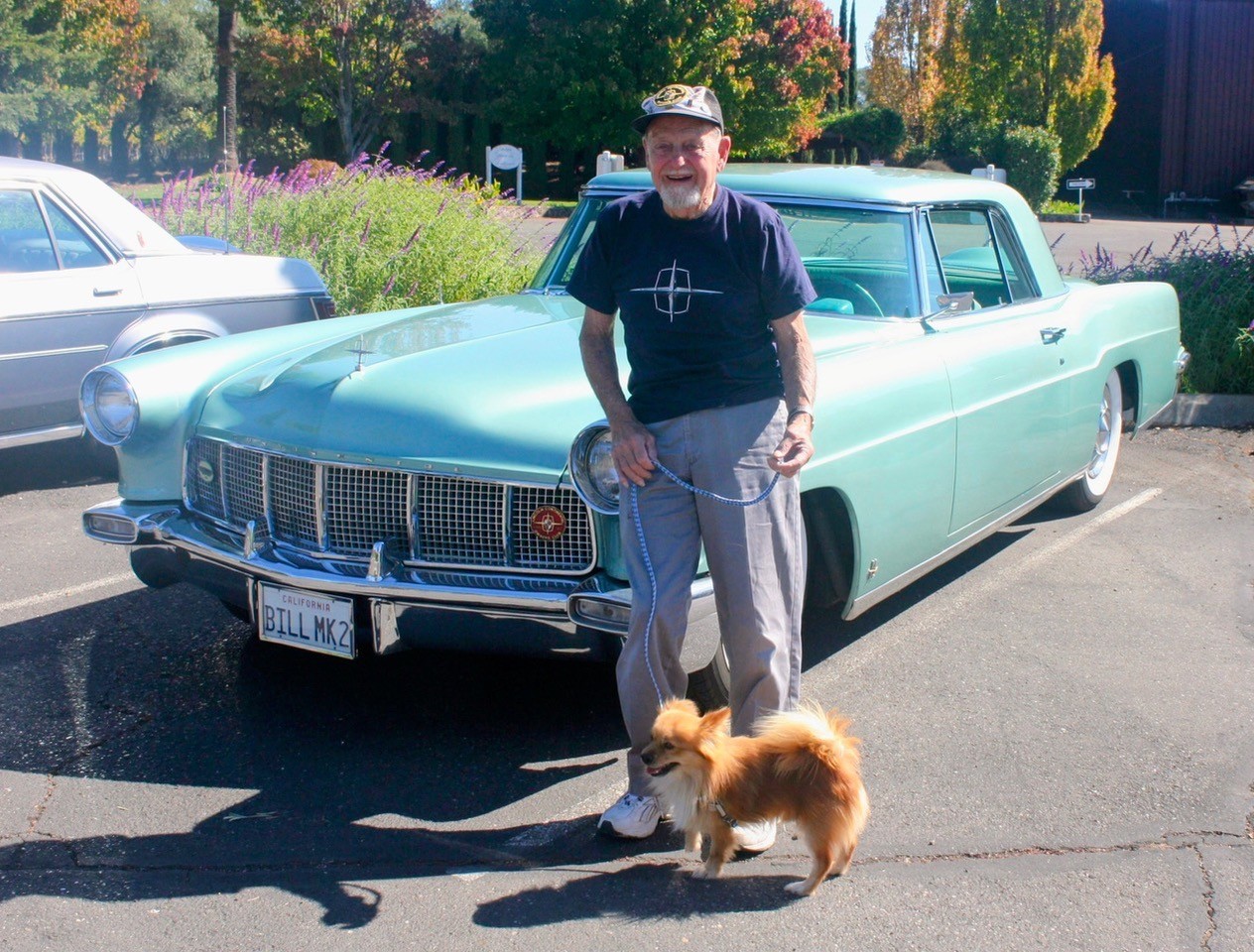 Bill Edwards and furry friend | Lincoln and Continental Owner's Club - Western Region