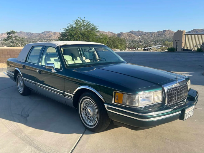 Rare 1994 Lincoln Town Car Jack Nicklaus Edition for Sale | Lincoln and ...