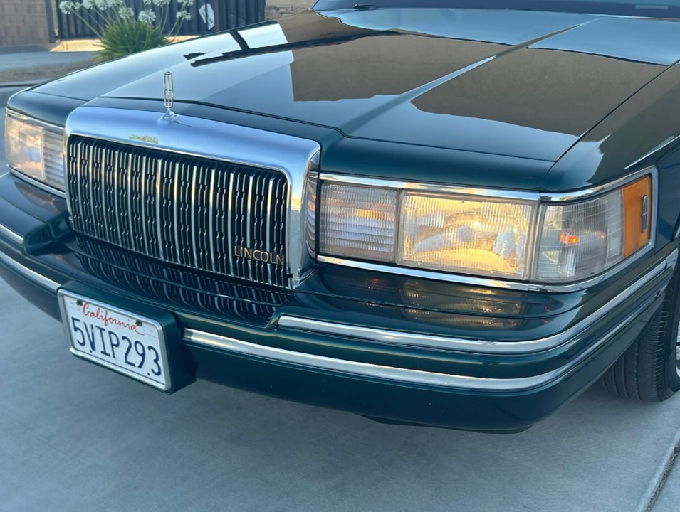 Rare 1994 Lincoln Town Car Jack Nicklaus Edition for Sale | Lincoln and ...